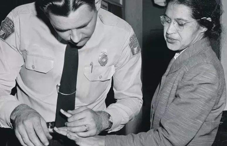 Artist Brings Civil Rights Icon, Rosa Parks, to Life in Sculpture | The ...