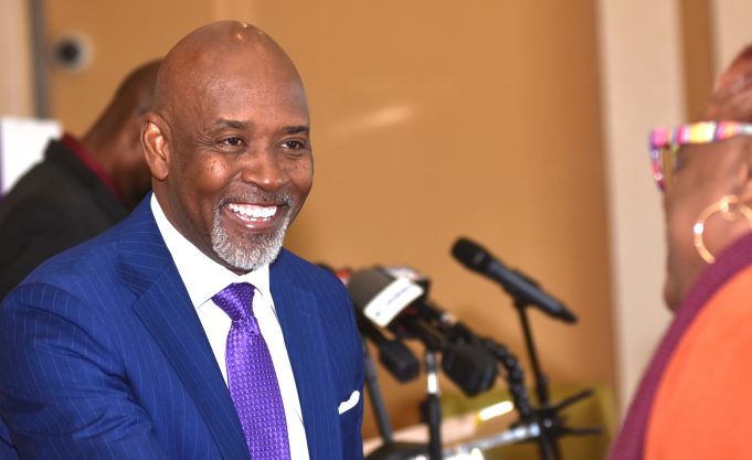 Former Alabama Star Chris Goode Introduced as Head Football Coach at ...